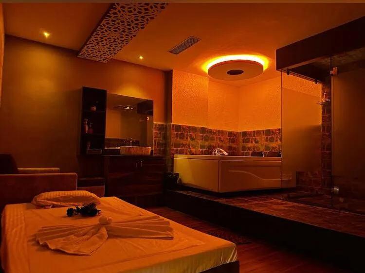 Regal Spa in Mulund West, Mumbai Book Now @ ₹2500